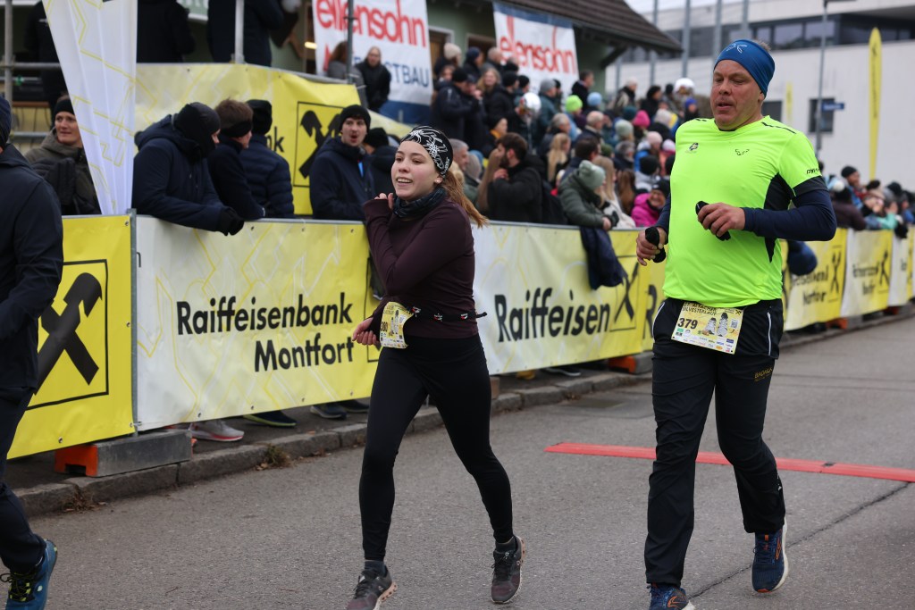 Exciting Race Highlights: Runners Cross the Finish Line